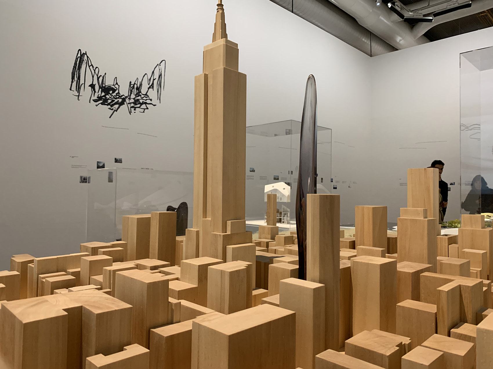 “MAD X” opened at the Centre Pompidou in Paris - 谷德设计网