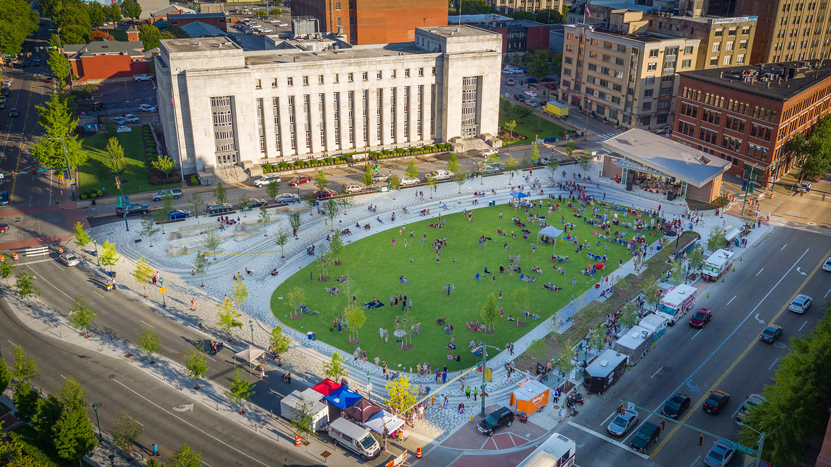 Miller Park by EskewDumezRipple + Spackman Mossop Michaels - 谷德设计网