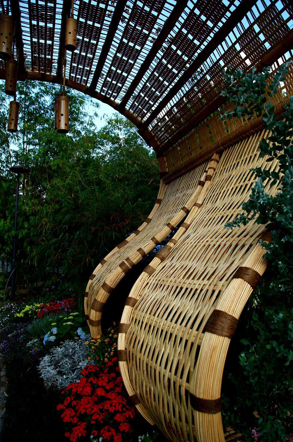”Tide”- Bamboo installation, China by BERYL - 谷德设计网