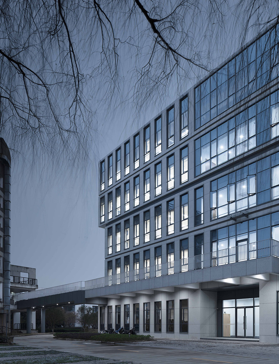 Complex Building of Zhejiang University Ningbo Institute of Technology ...