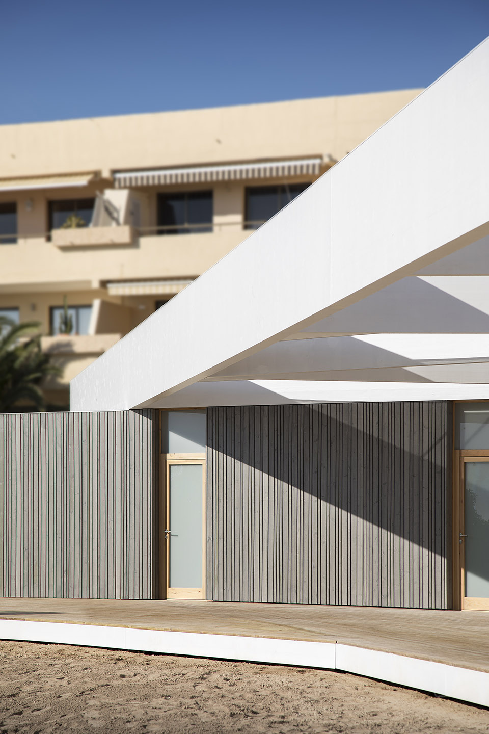 Formentera Water Sports Center by Marià Castelló Architecture - 谷德设计网