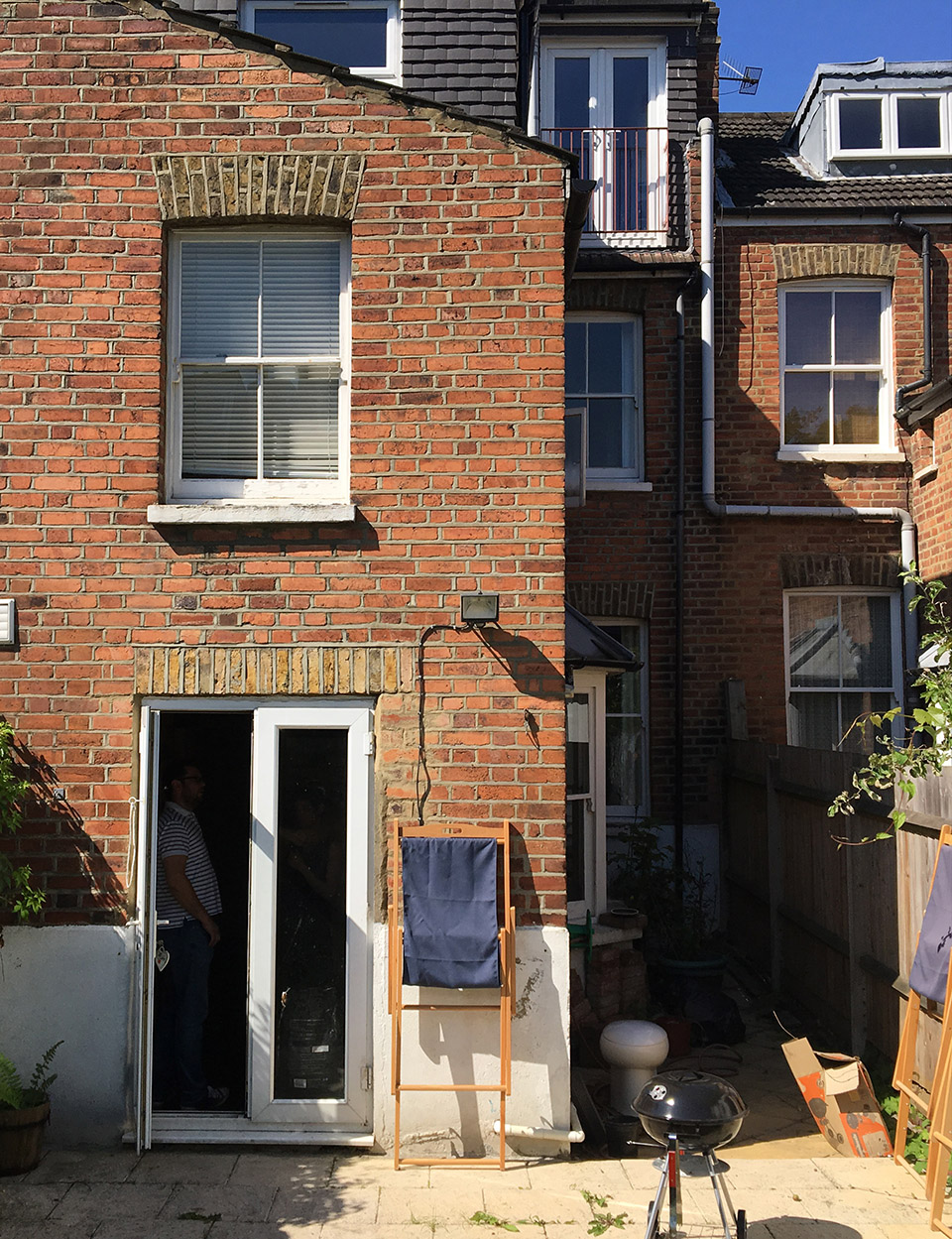 Almington Street House by Amos Goldreich Architecture - 谷德设计网