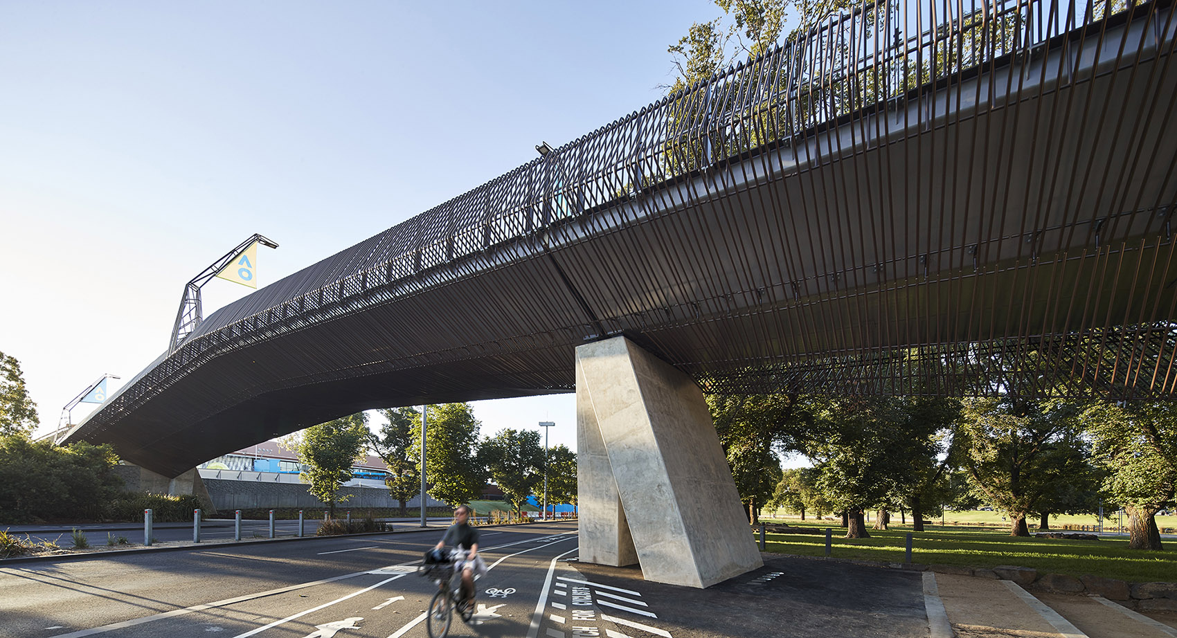 Tanderrum Pedestrian Bridge by John Wardle Architects + NADAAA - 谷德设计网