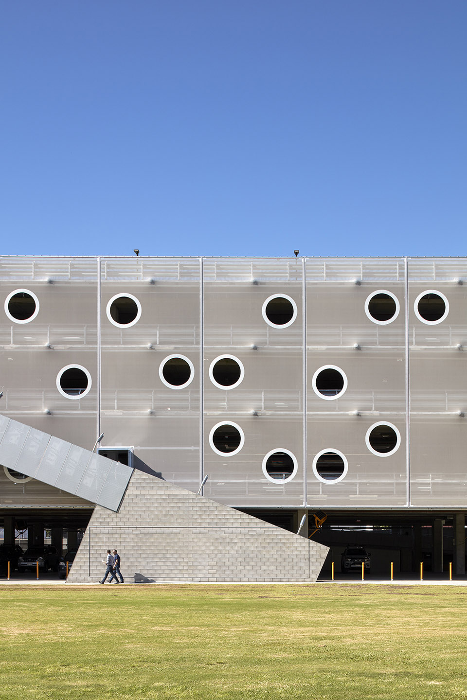 RNA Large Animal Pavilion by Shane Thompson Architects - 谷德设计网