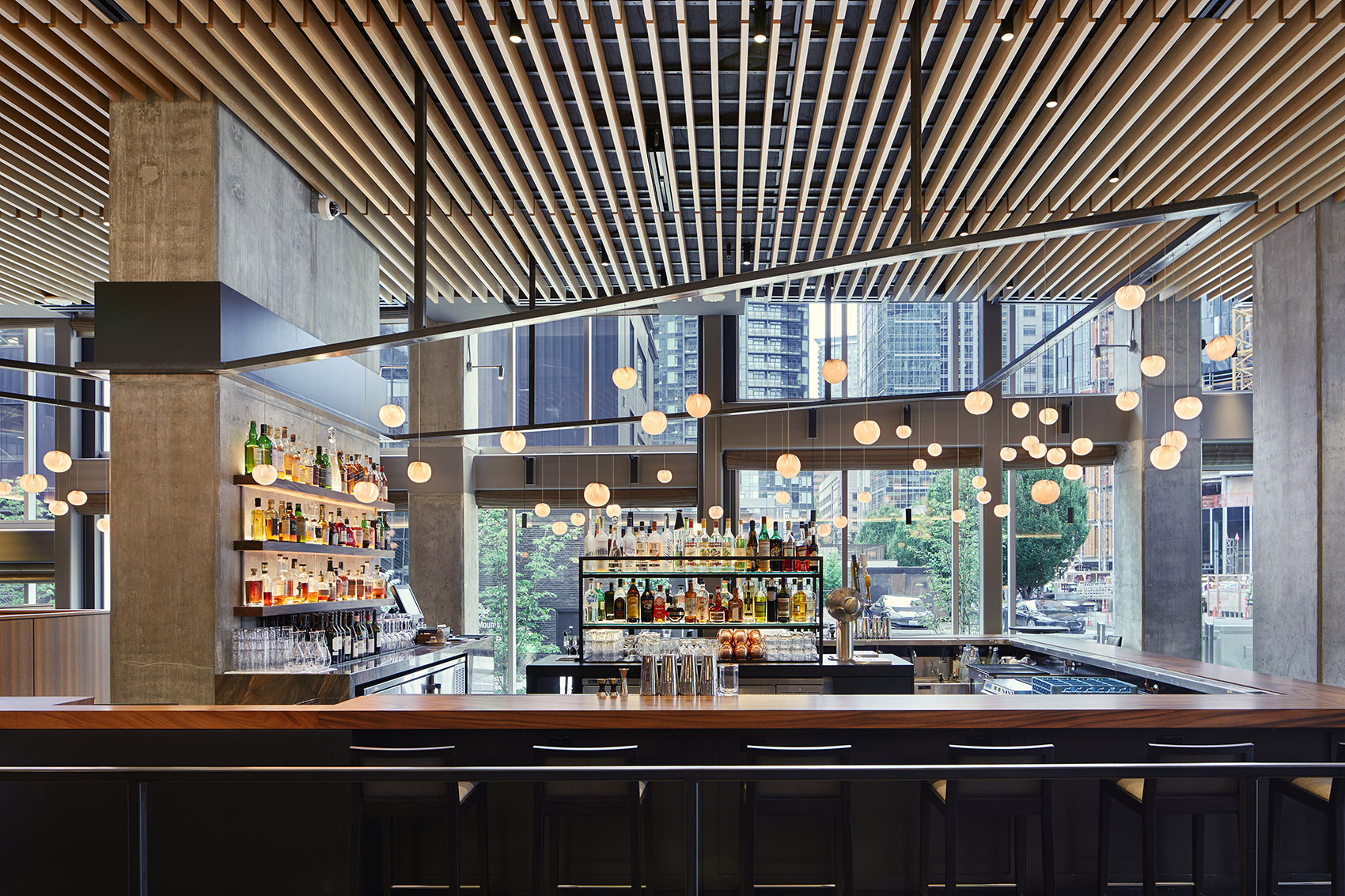 Wild Ginger Denny Triangle by SkB Architects - 谷德设计网