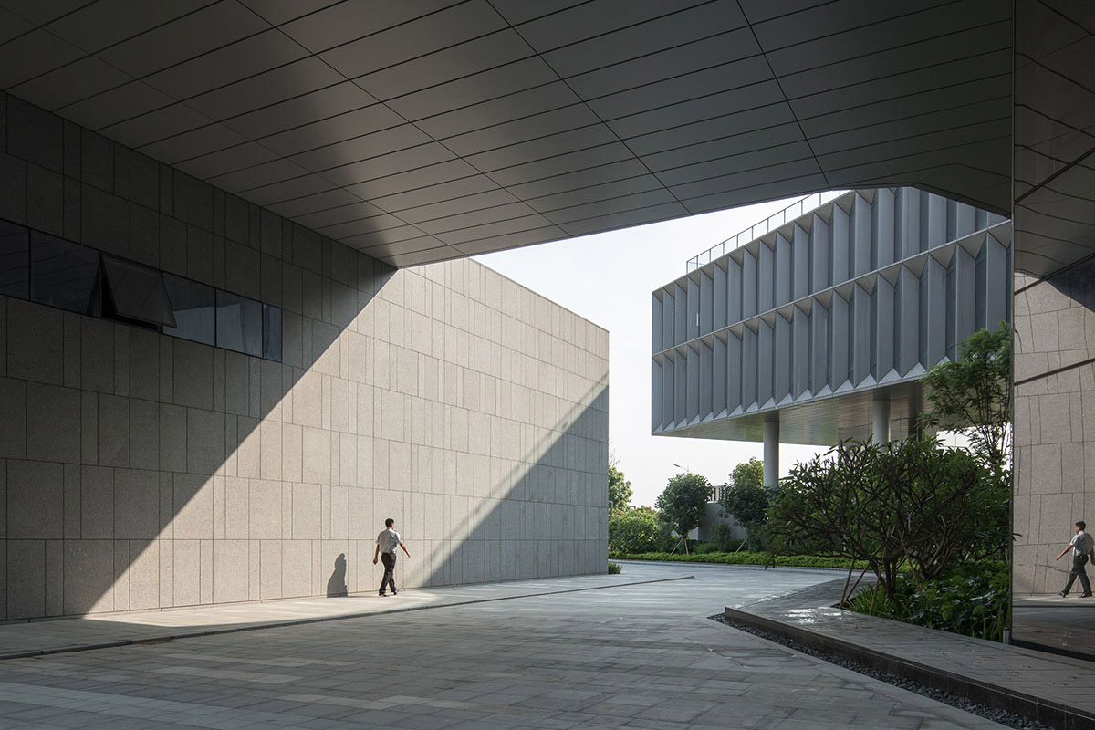 CIMC Headquarter Office Building, China by CCDI Dongxiying Studio - 谷德设计网