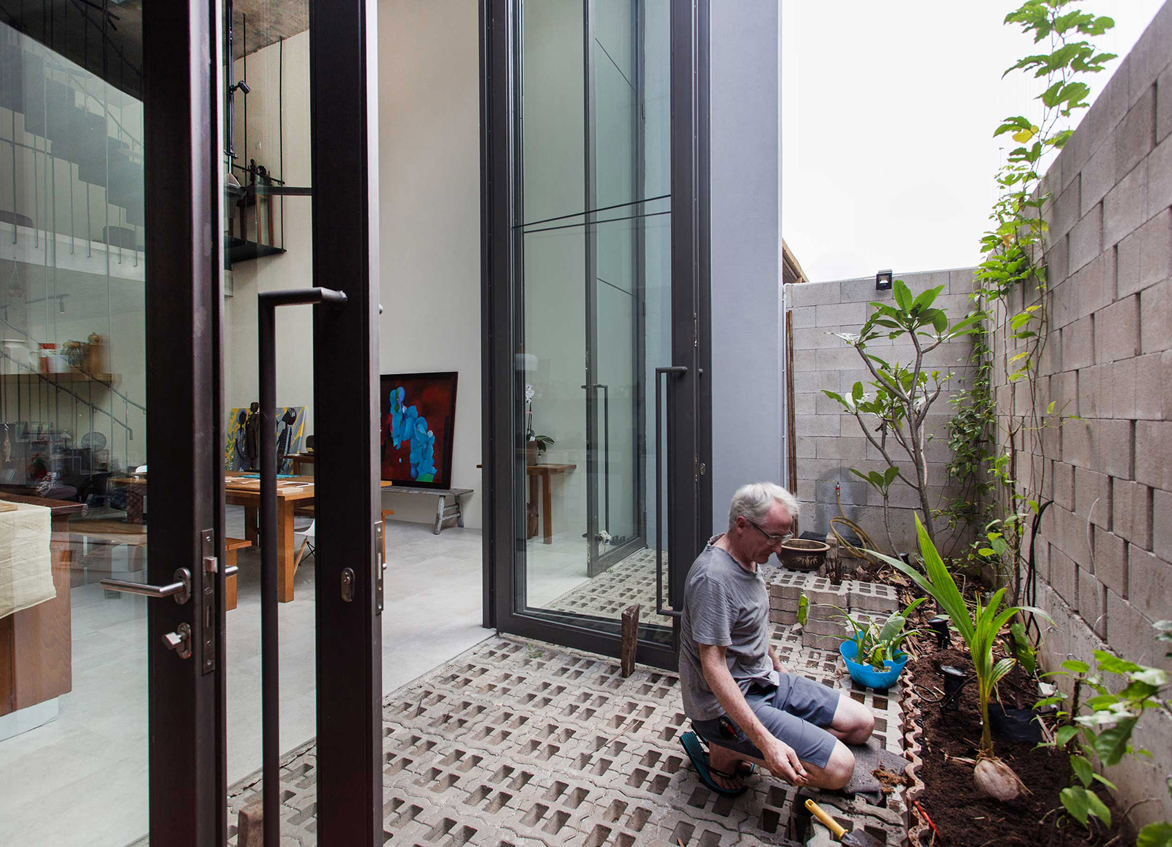 Planter Box House by Formzero - 谷德设计网