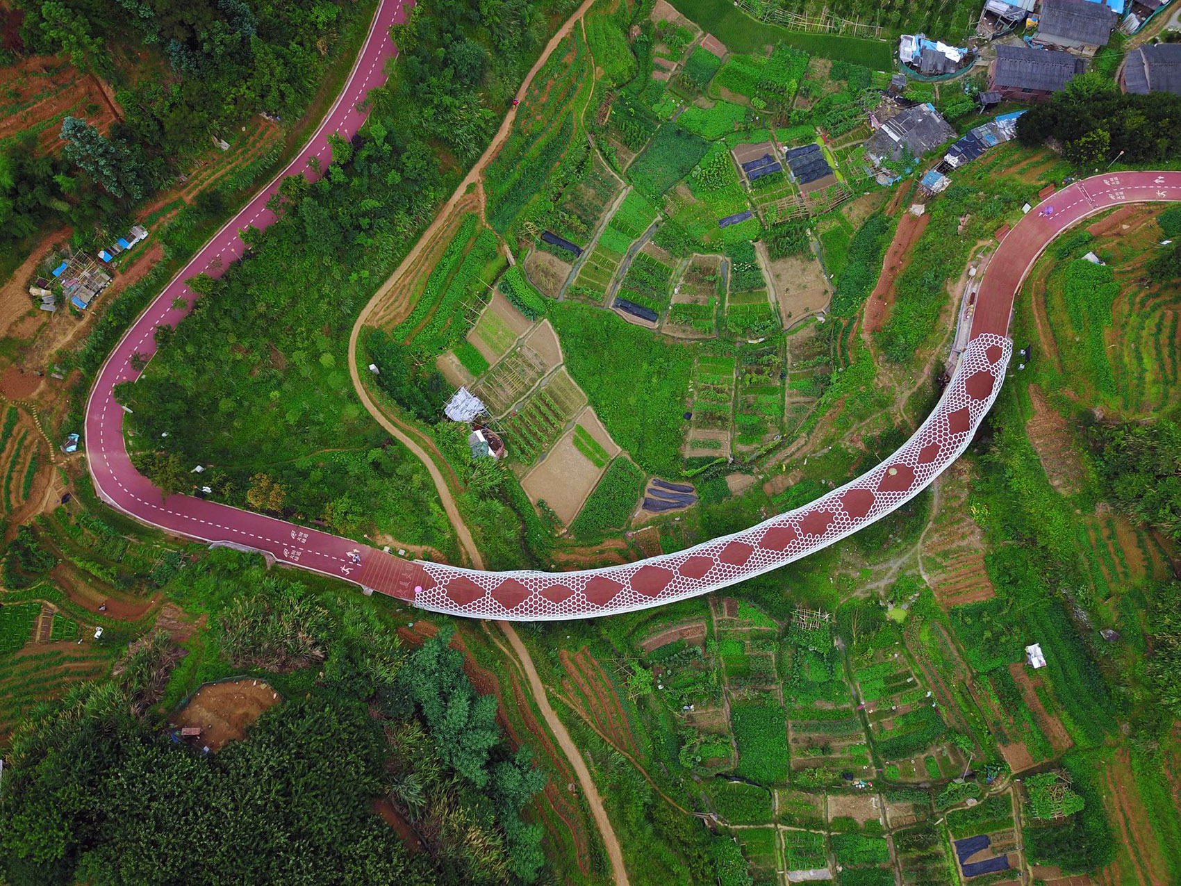 Datian Greenway, China by Xuanquan Design - 谷德设计网