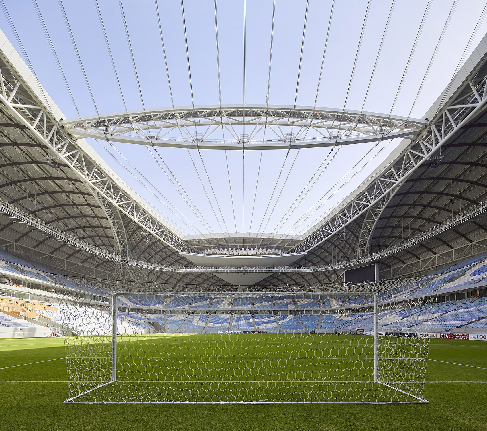 Al Janoub Stadium In Al Wakrah by Zaha Hadid Architects - 谷德设计网