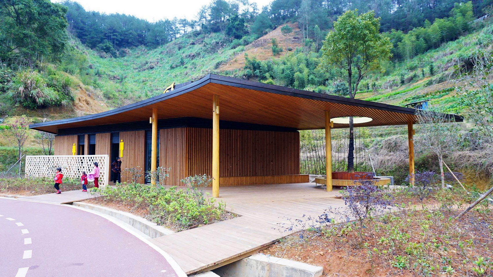 Datian Greenway, China by Xuanquan Design - 谷德设计网