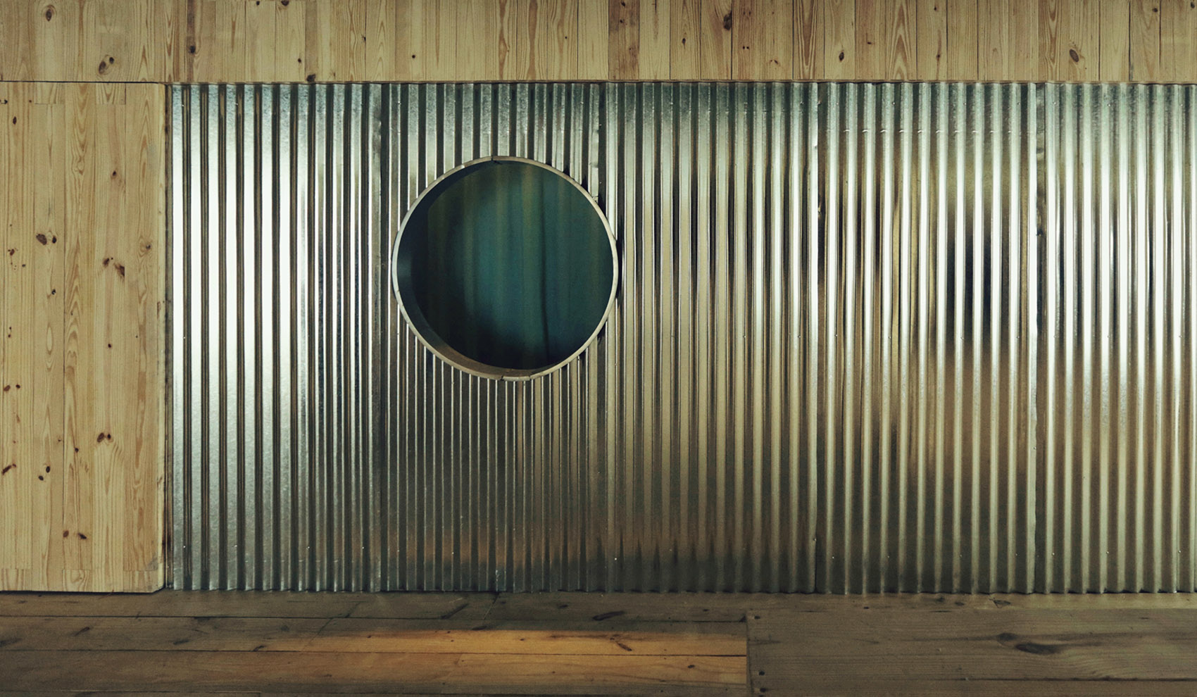 PP Planet Cafe in Xiamen, China by Robot 3 Studio - 谷德设计网