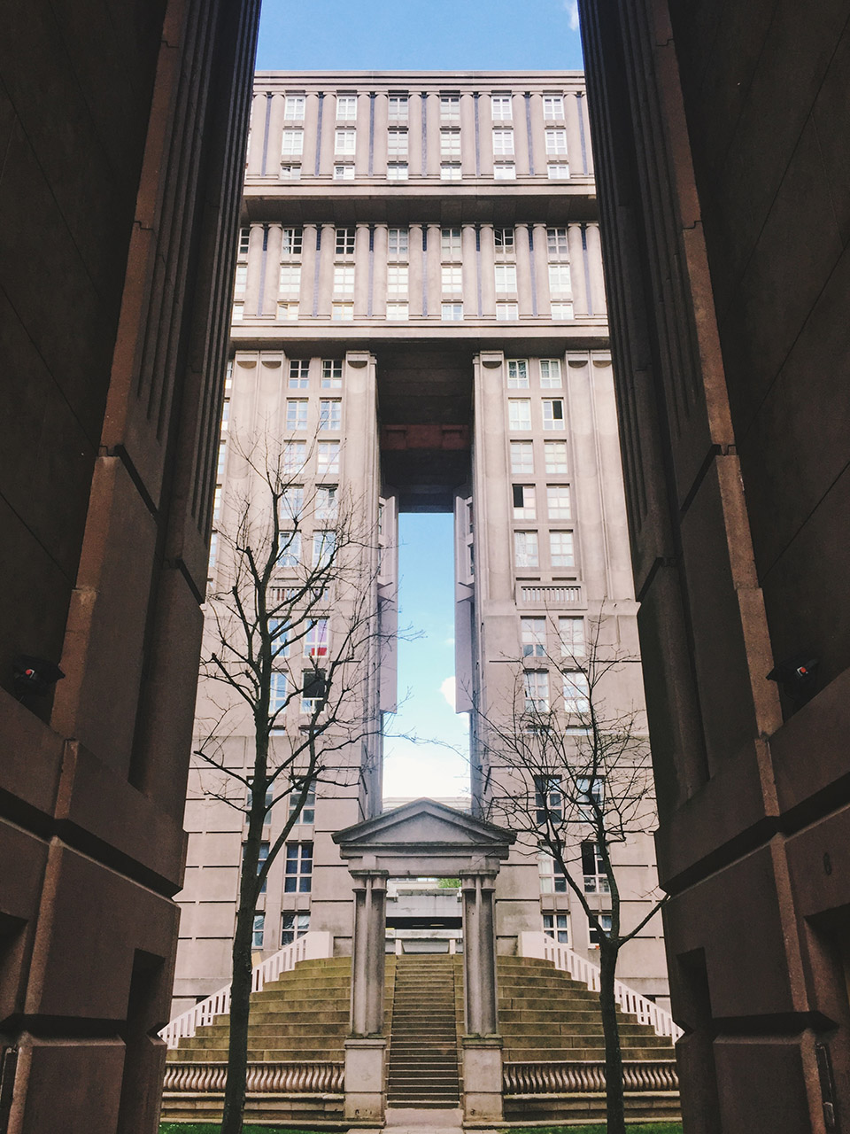 Searching utopia in Hunger Games / Shi Yue - 谷德设计网