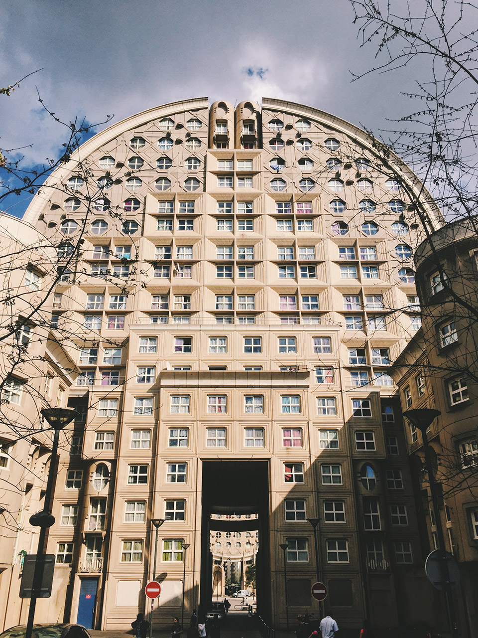 Searching utopia in Hunger Games / Shi Yue - 谷德设计网