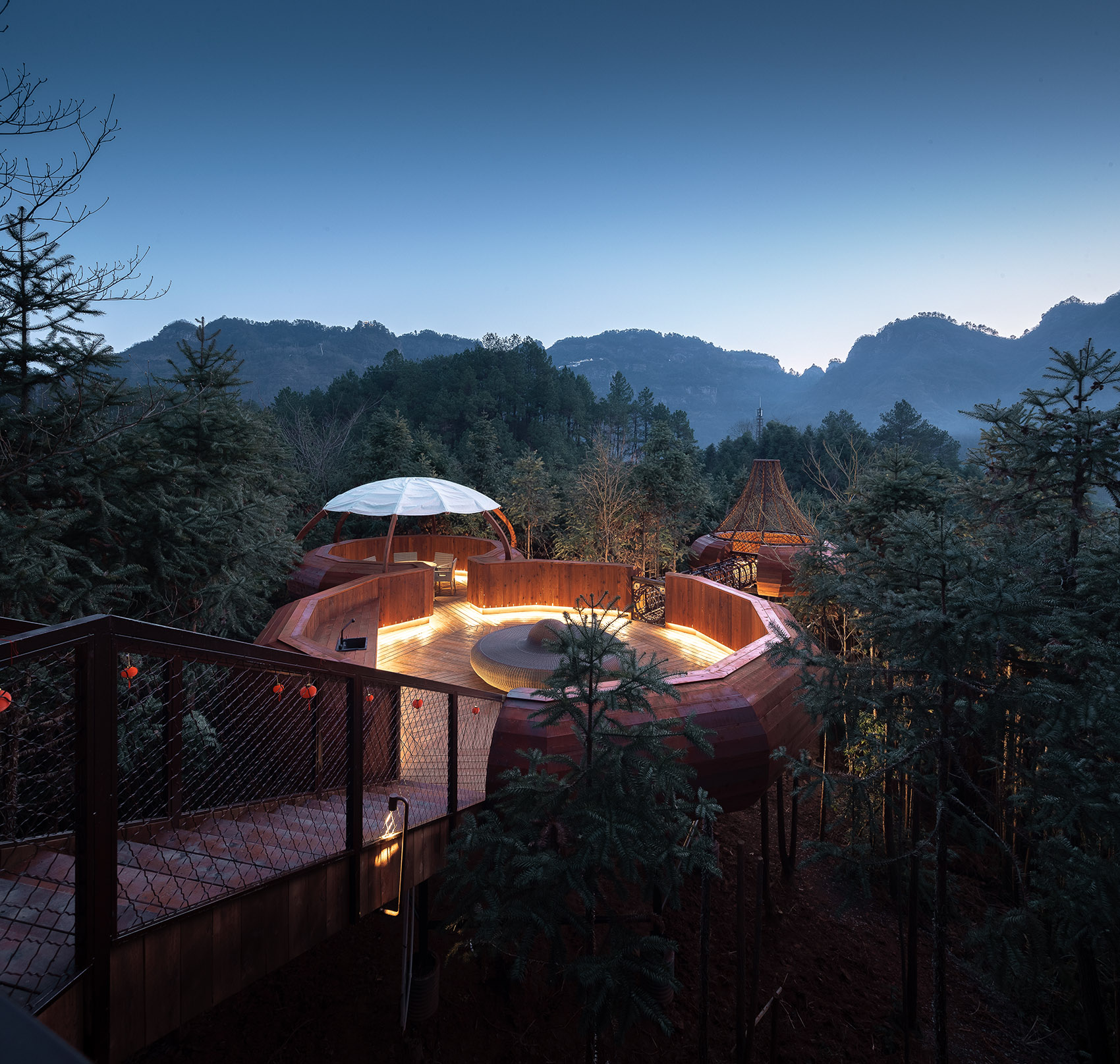 Qiyun Mountain Tree House, China by WISTO DESIGN + Shanghai Atelier ...