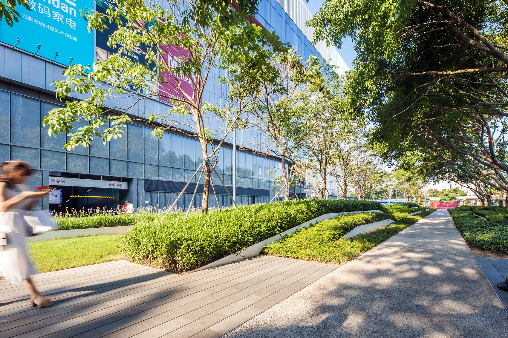 Shenzhen Landscape innovation of Mixc World, China by Canggula ...