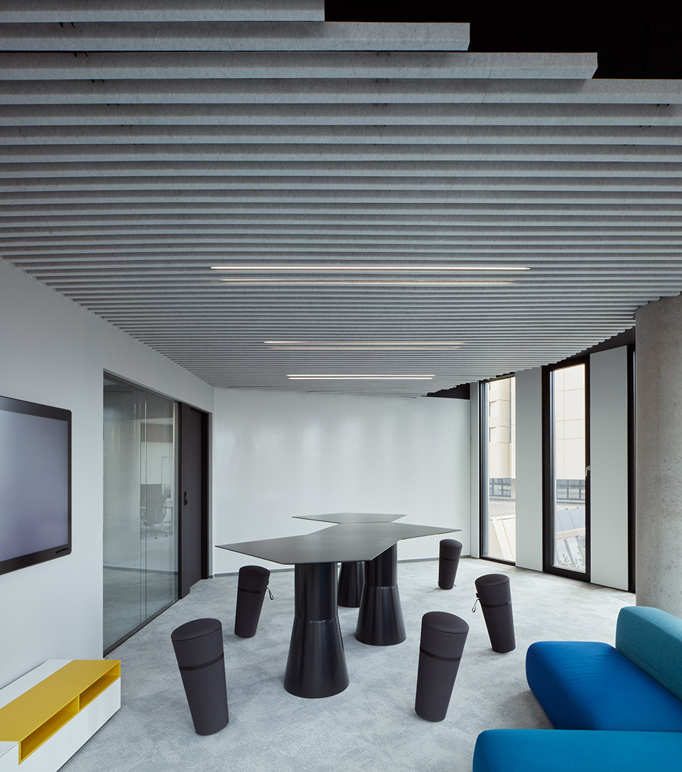 EOH IT Hub by Studio Perspektiv s.r.o. - 谷德设计网