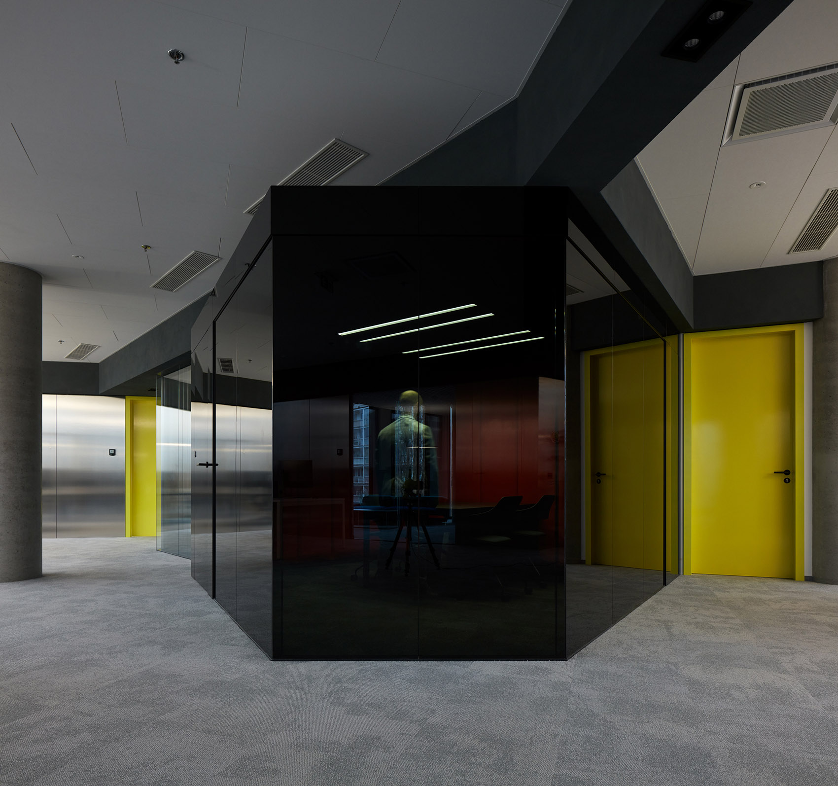 EOH IT Hub by Studio Perspektiv s.r.o. - 谷德设计网