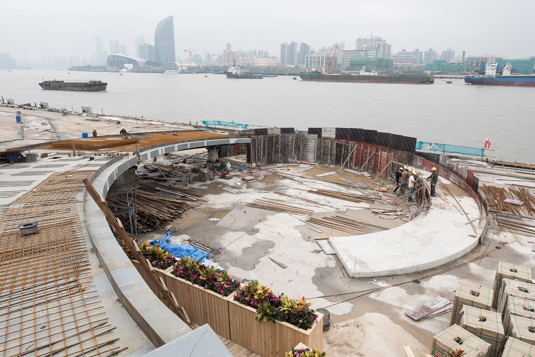 Yangjing Canal Pedestrian Bridge, China by Atelier Liu Yuyang ...