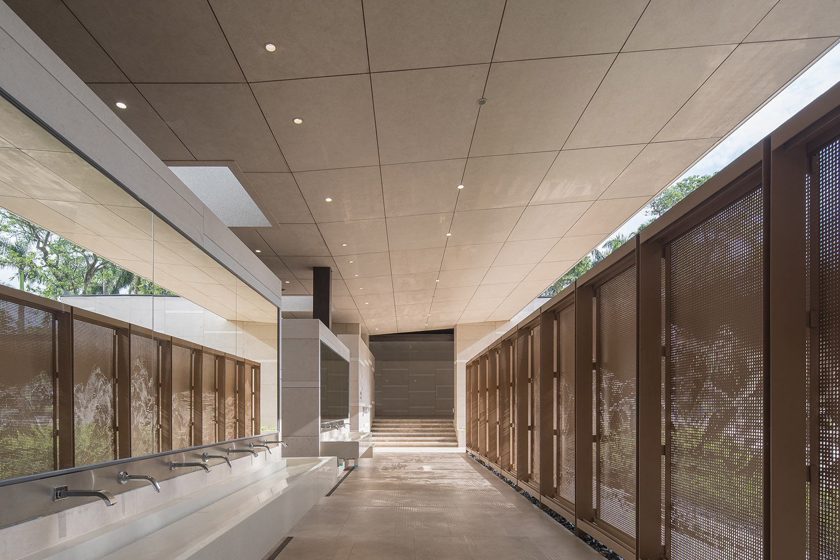 “Bei shan qi yuan”- LianHua Peak Public Restroom, China by Shenzhen ...