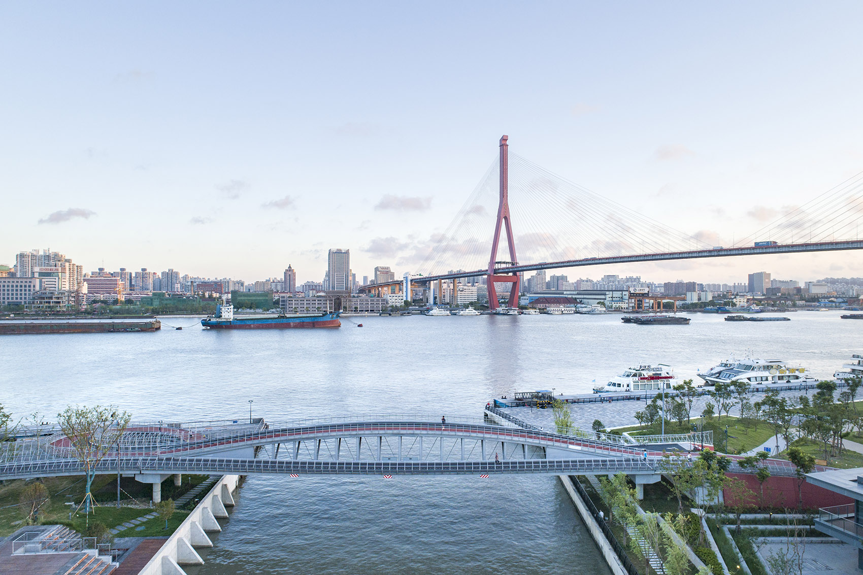 Yangjing Canal Pedestrian Bridge, China by Atelier Liu Yuyang ...