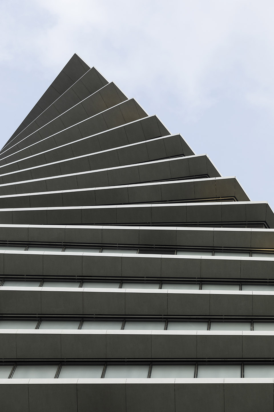 ToHA by Ron Arad Architects + Yashar Architects - 谷德设计网