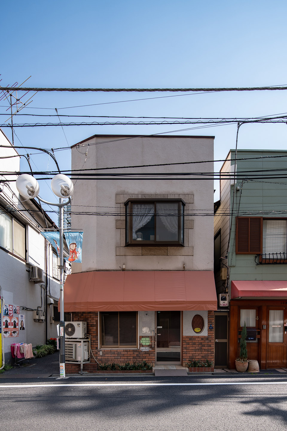 Renovation of a retail space in Tokyo by Kosaku Matsumoto - 谷德设计网