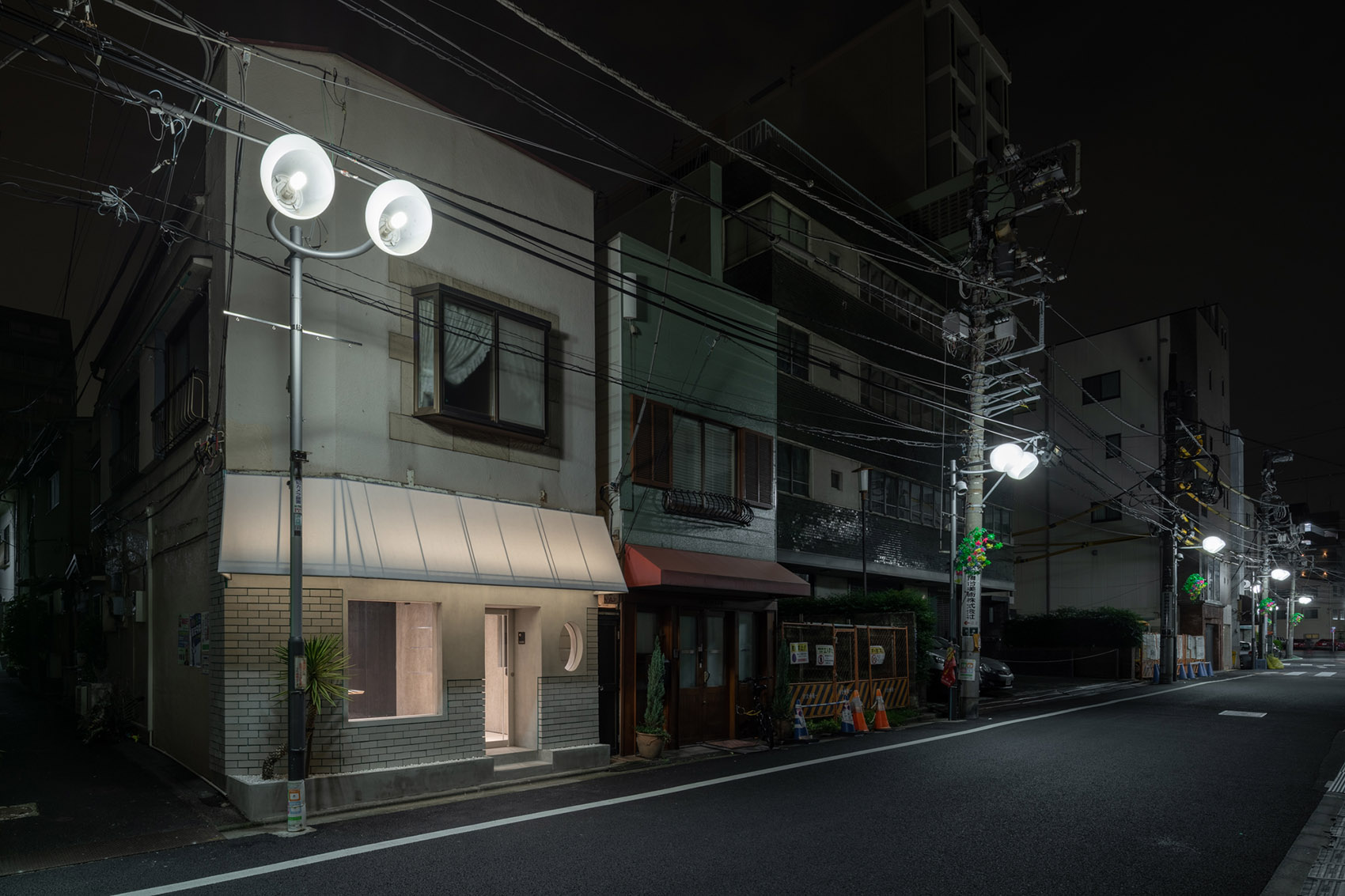 Renovation of a retail space in Tokyo by Kosaku Matsumoto - 谷德设计网