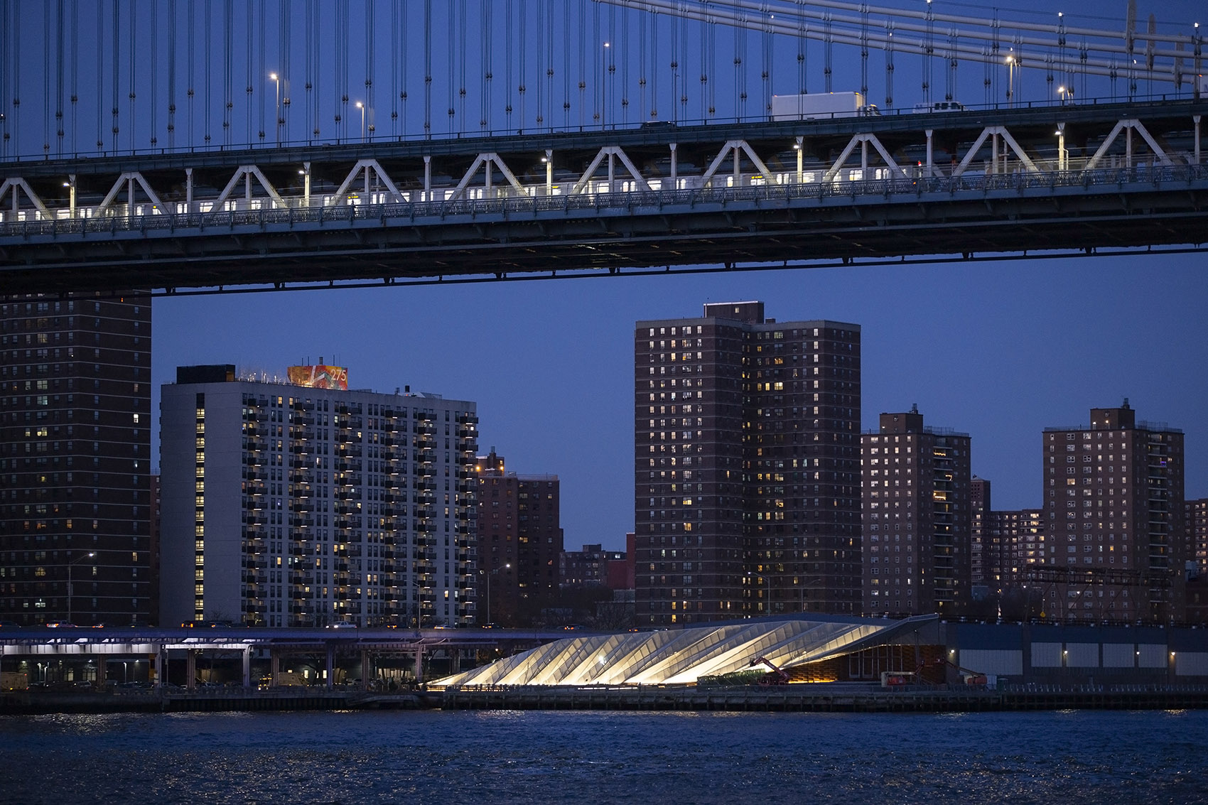 PIER 35 by SHoP Architects + Ken Smith Landscape Architect - 谷德设计网