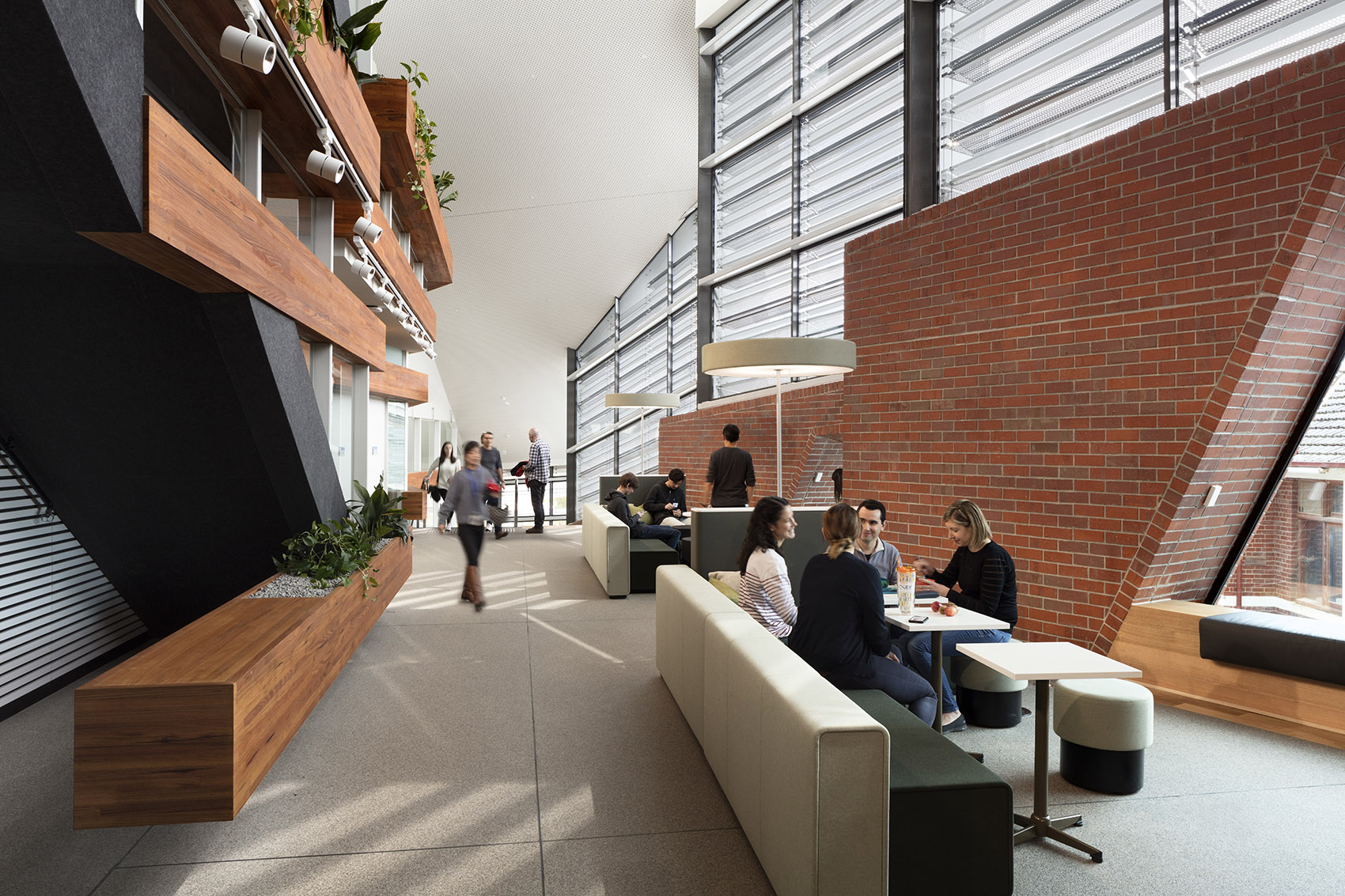 Bio21 Institute Nancy Millis Building by DesignInc - 谷德设计网