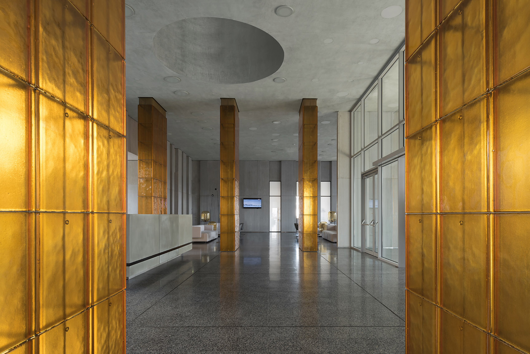 Platov Airport VIP Terminal by Nefa Architects - 谷德设计网