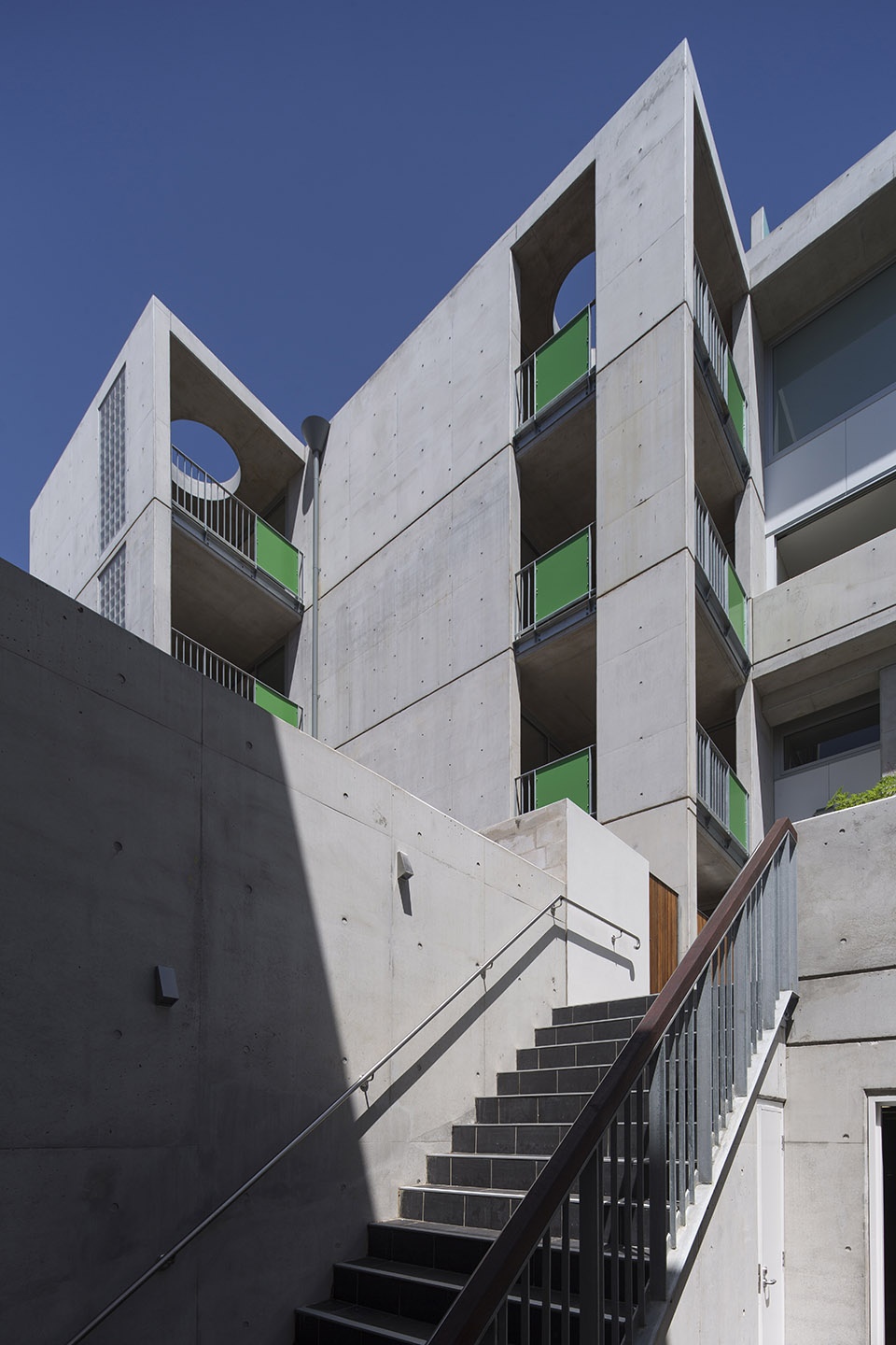 Bourke St Apartments by McGregor Westlake Architecture - 谷德设计网