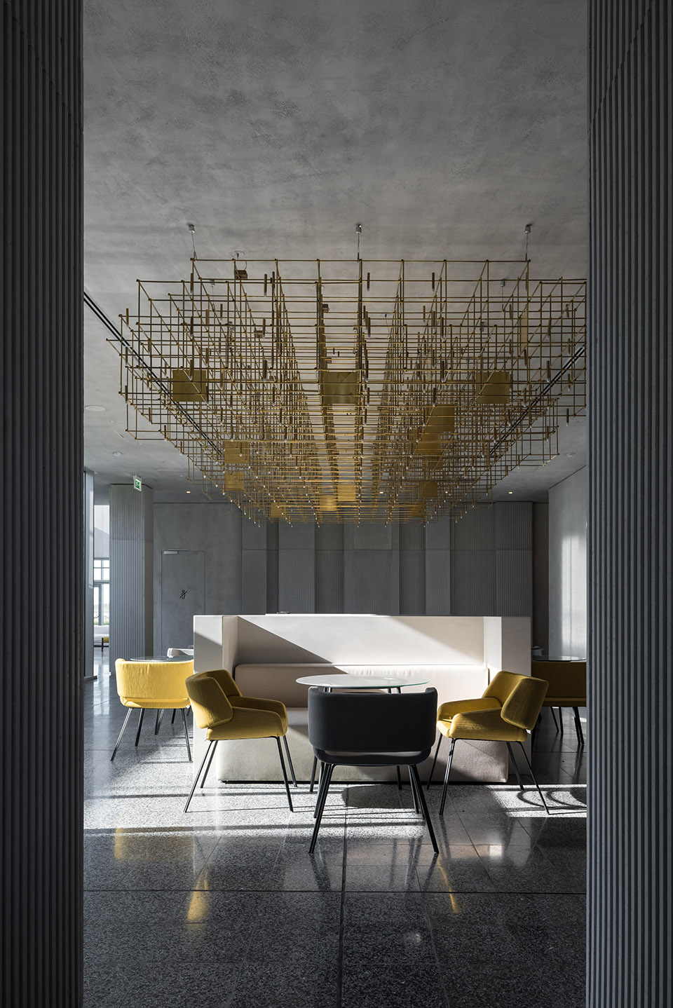 Platov Airport VIP Terminal by Nefa Architects - 谷德设计网