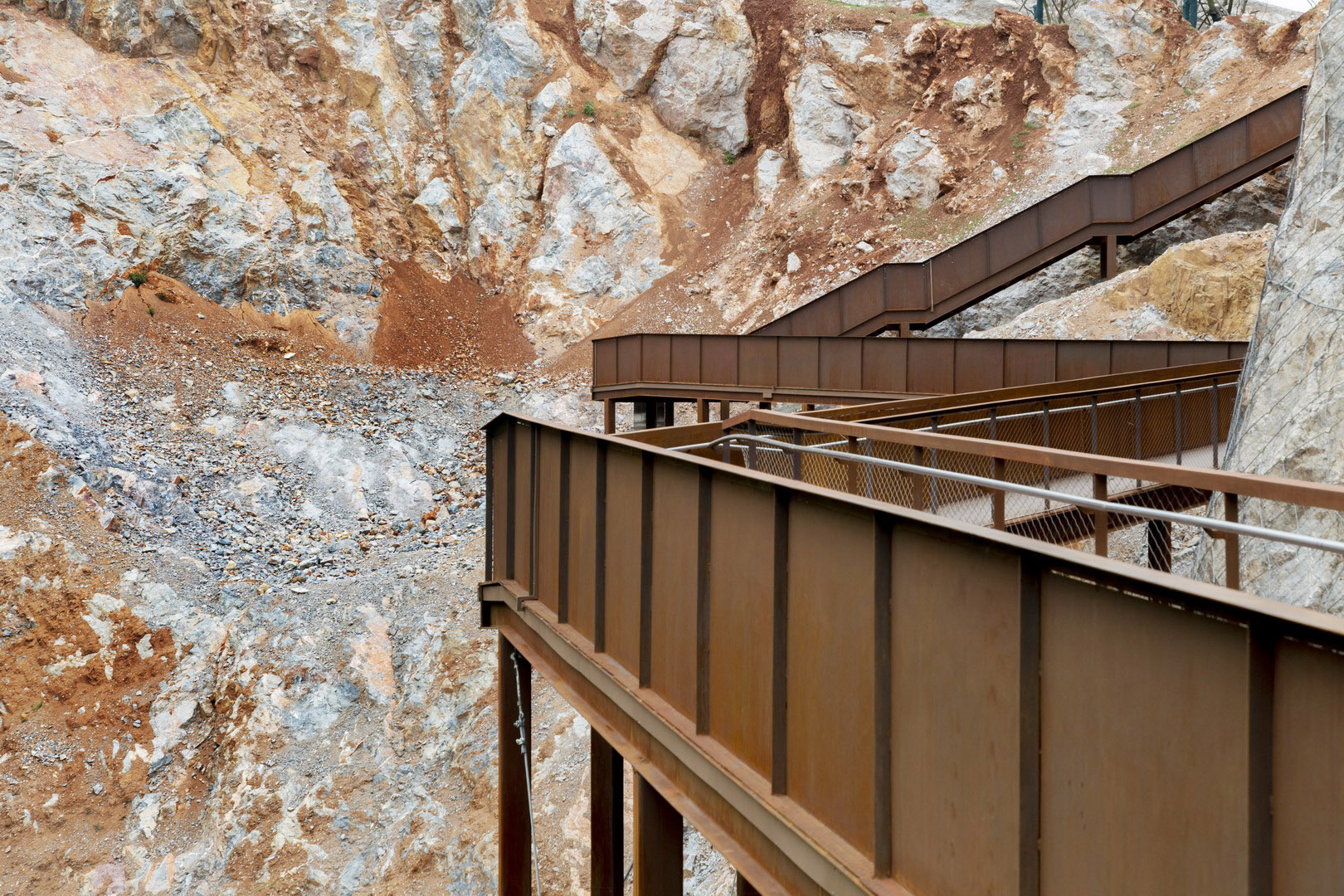 Nanjing – Tangshan Quarry Park, China by Z+T Studio - 谷德设计网