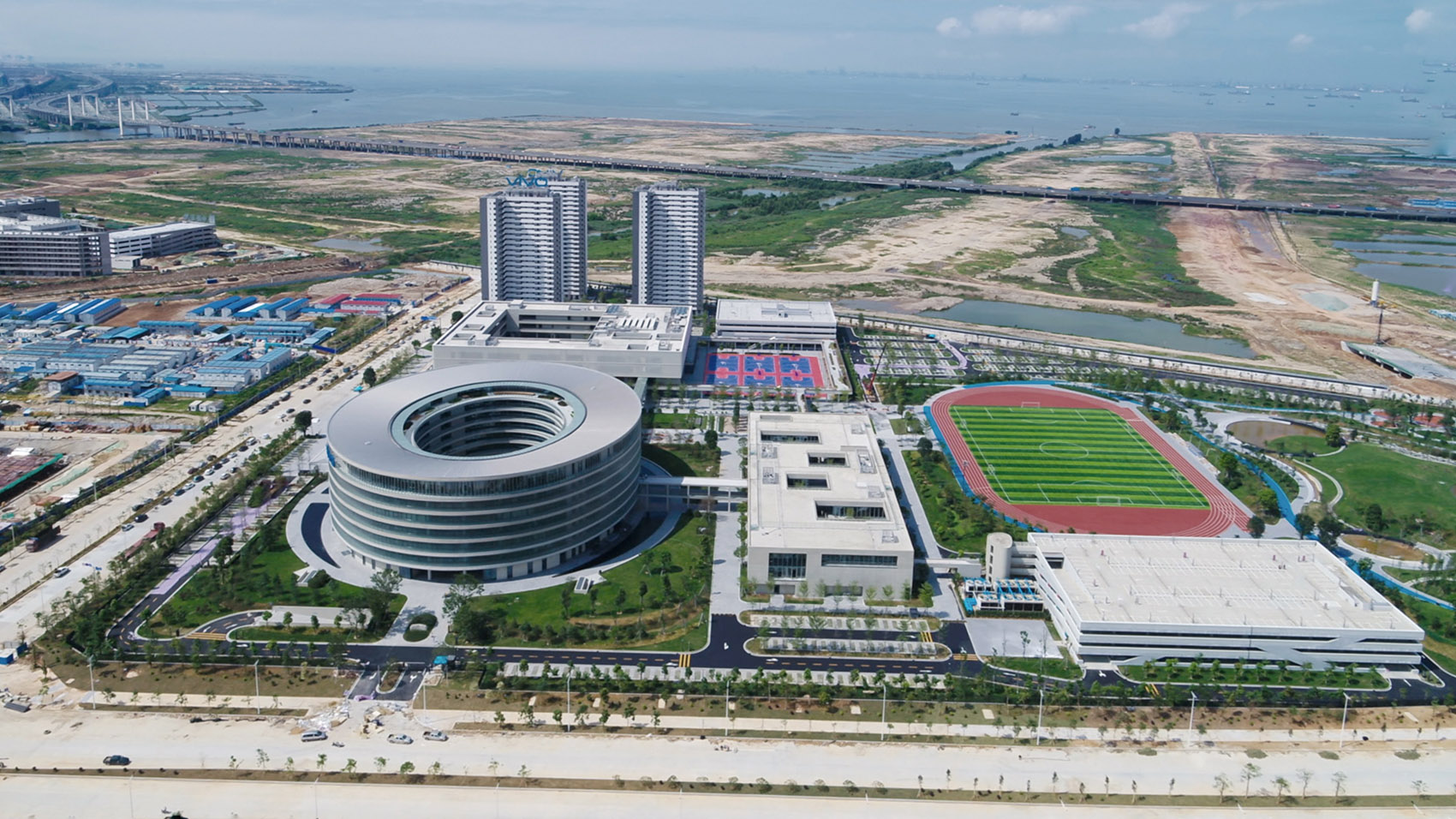 The New Headquarter Of Vivo in Dongguan, China by China Architecture ...