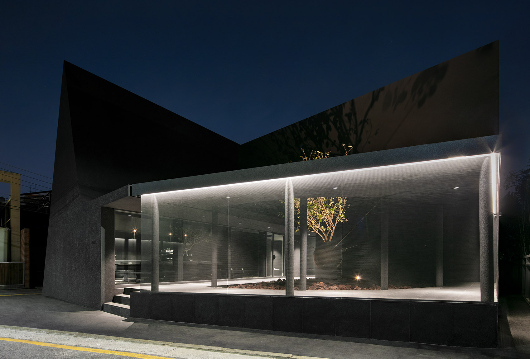 Juun.J Flagship Store by WGNB - 谷德设计网