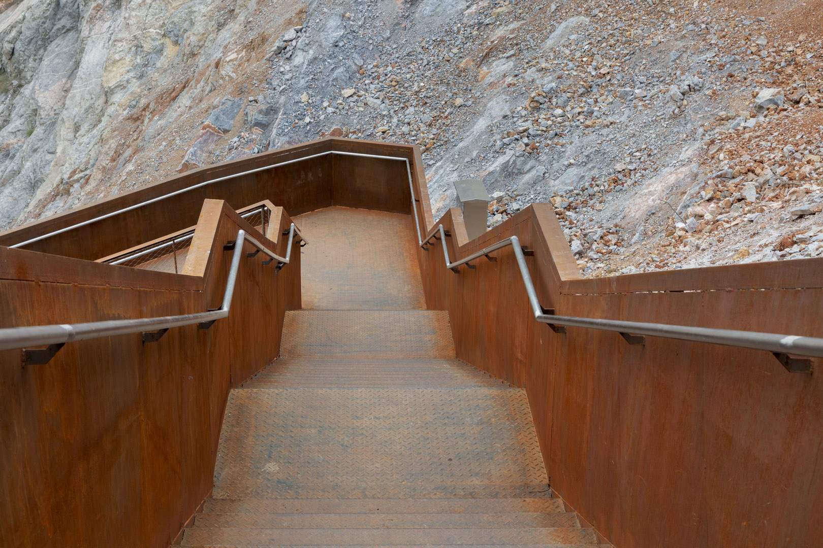 Nanjing – Tangshan Quarry Park, China by Z+T Studio - 谷德设计网