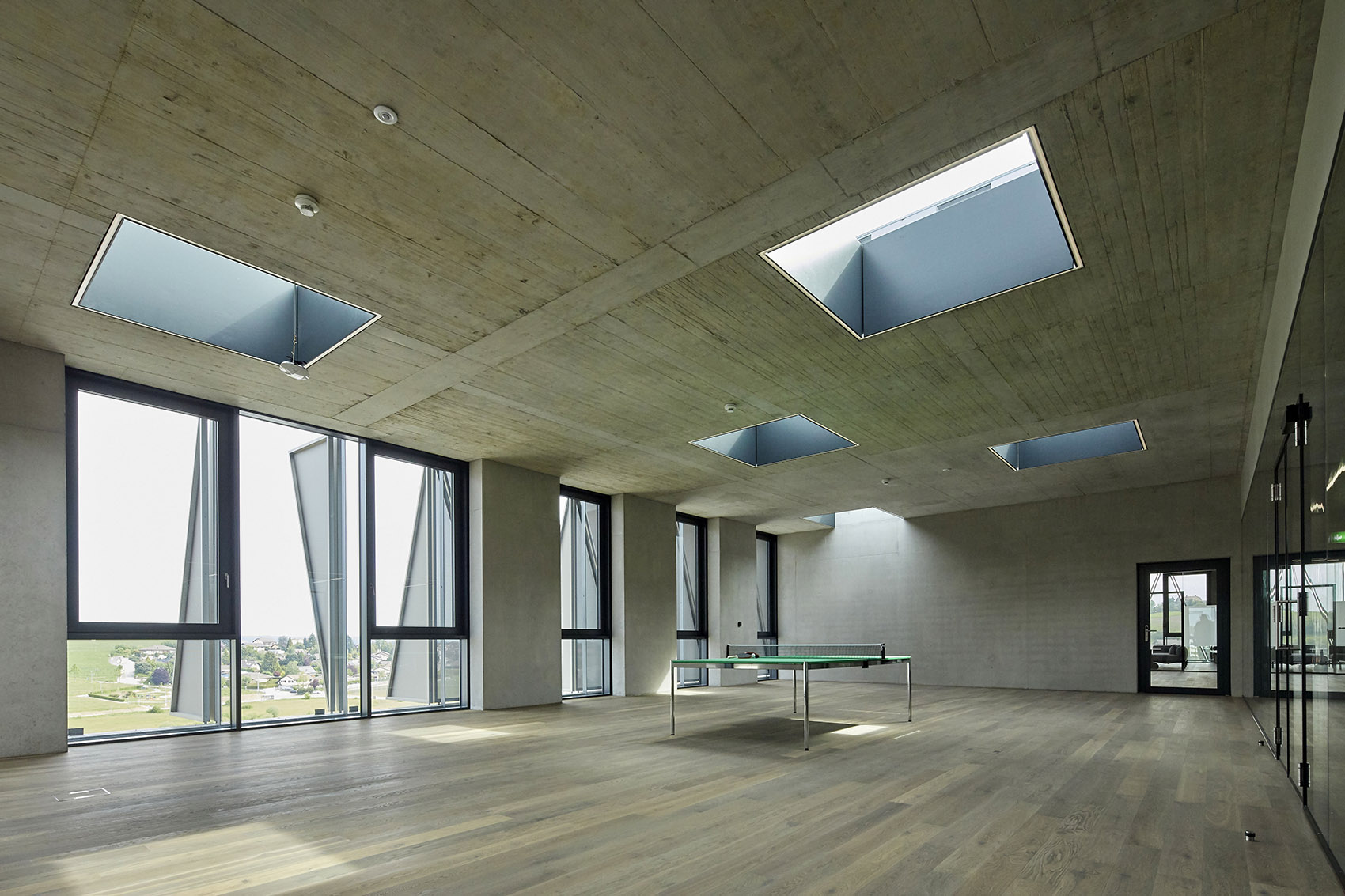 Scott Sports new headquarters by IttenBrechbühl - 谷德设计网