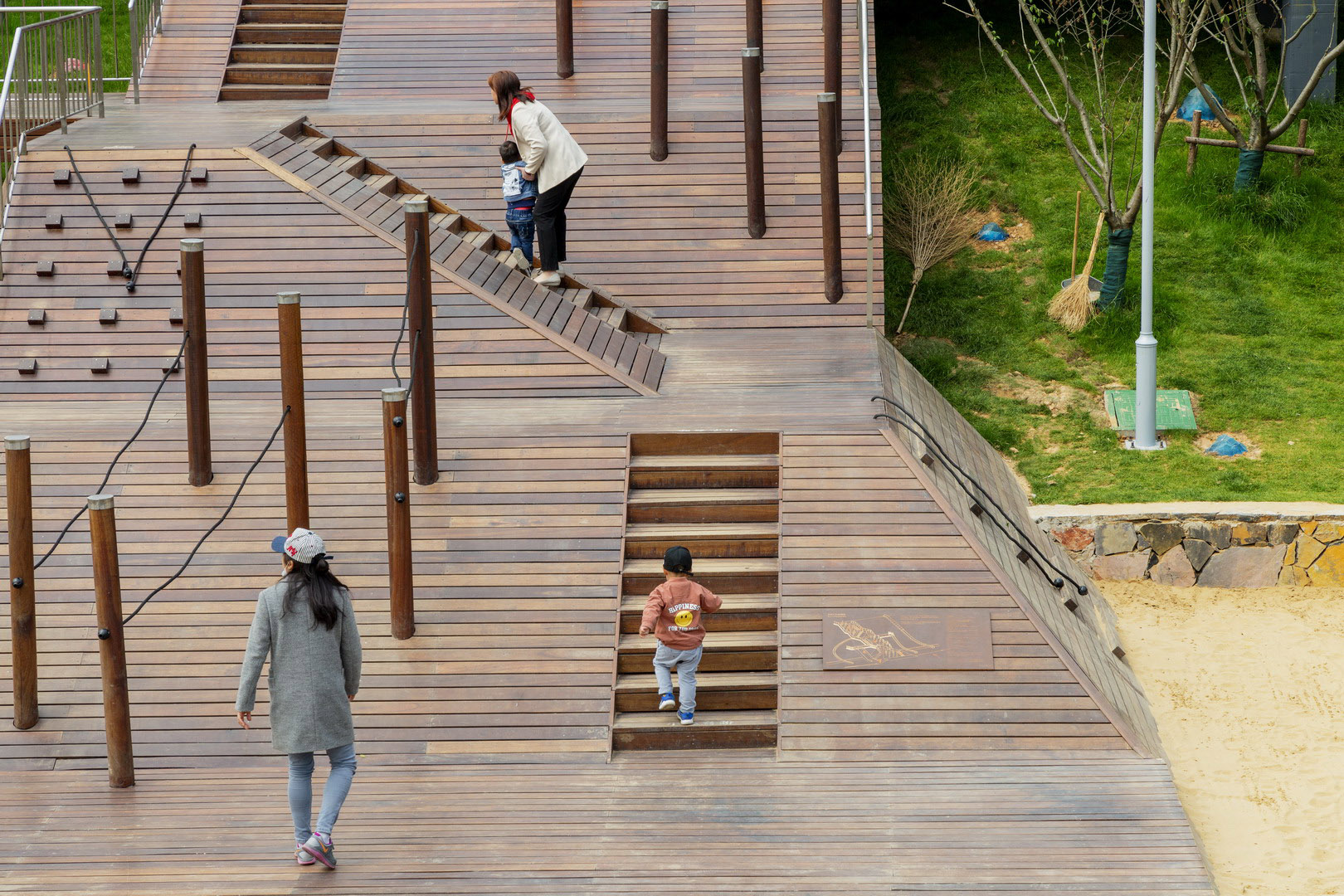 Nanjing – Tangshan Quarry Park, China by Z+T Studio - 谷德设计网