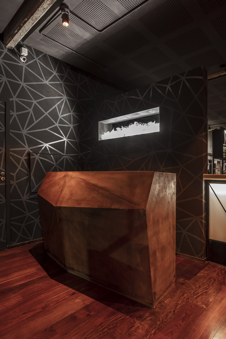 Mamba Bar by Hitzig Militello Architects - 谷德设计网