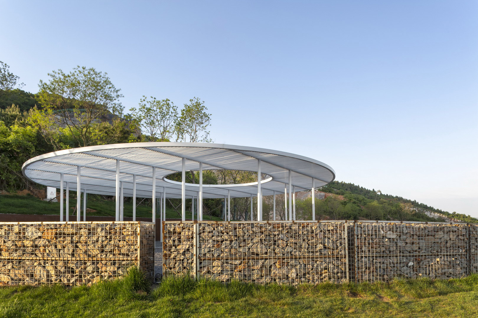 Nanjing – Tangshan Quarry Park, China by Z+T Studio - 谷德设计网