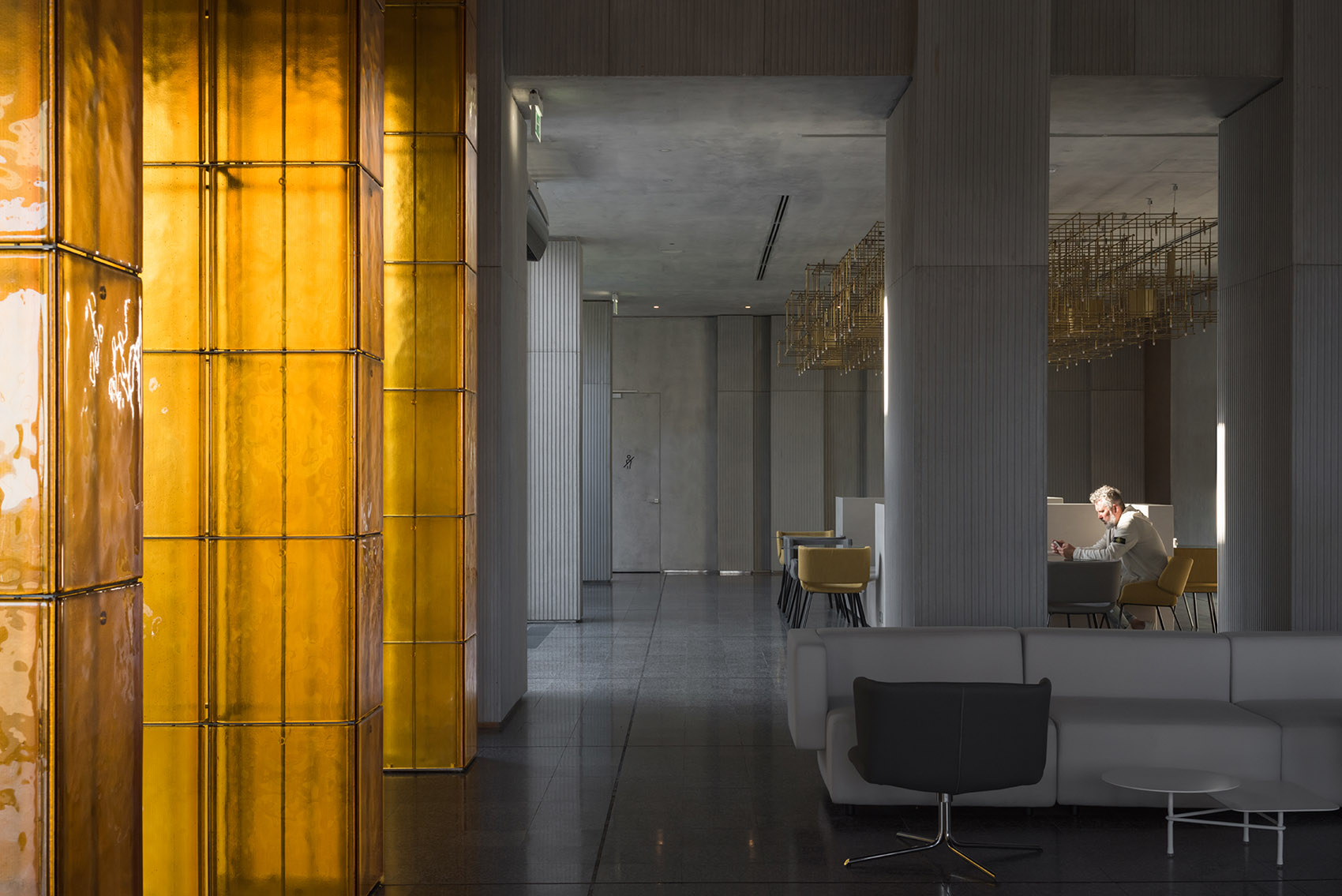 Platov Airport VIP Terminal by Nefa Architects - 谷德设计网