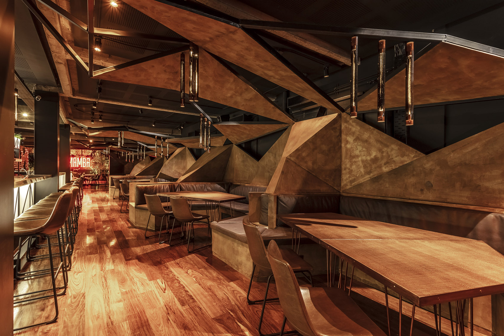 Mamba Bar by Hitzig Militello Architects - 谷德设计网