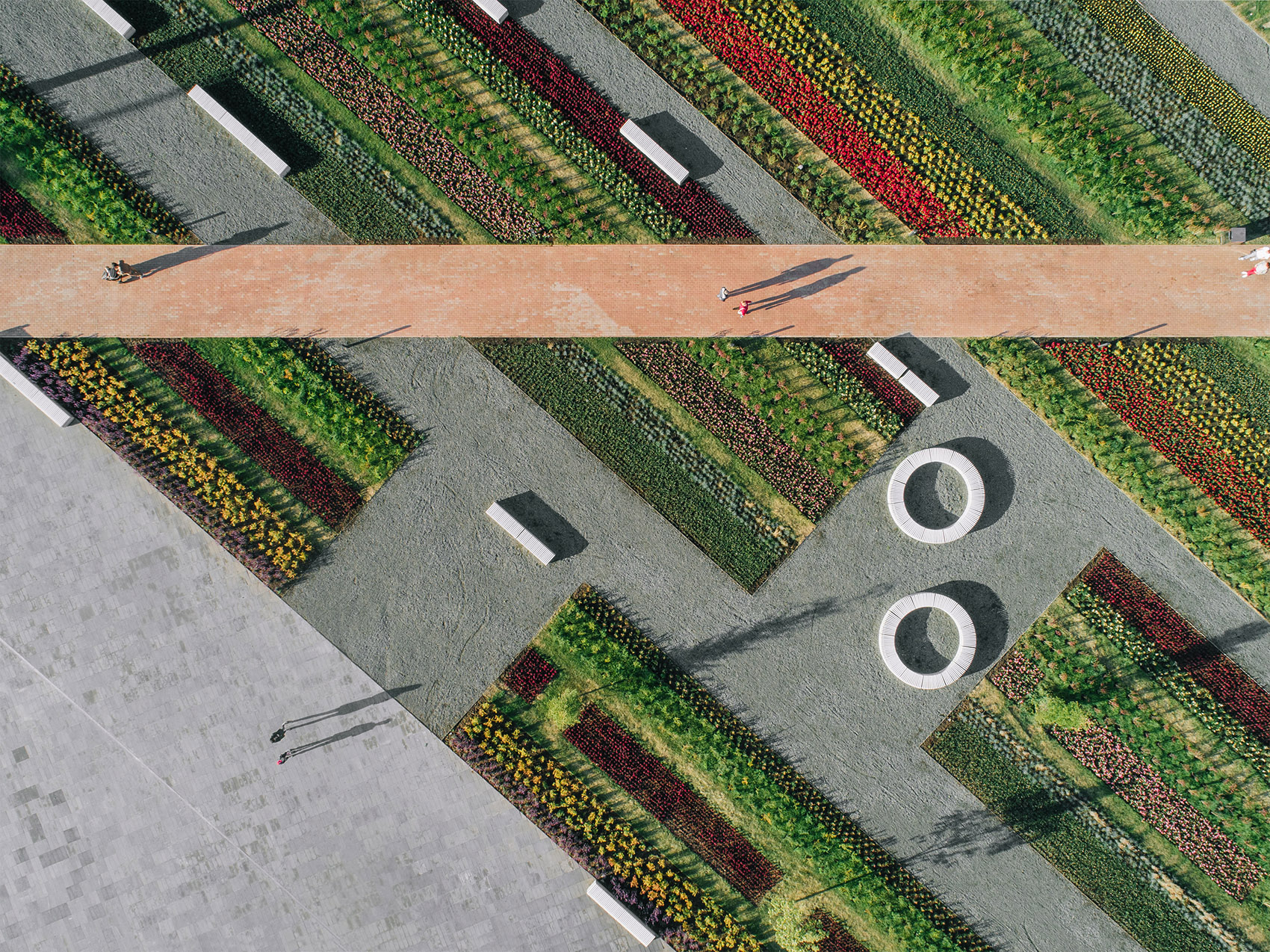 Azatlyk – Central Square of Naberezhnye Chelny by DROM + Strelka KB - 谷德设计网