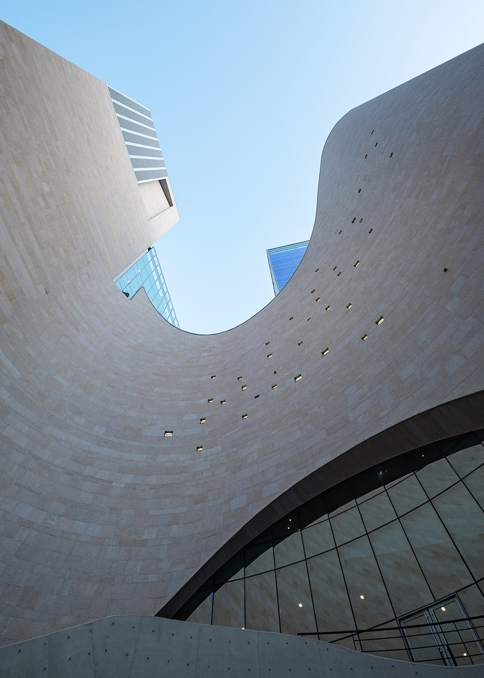 Saemoonan Church by Choi Dongkyu (Seoinn Design Group) + Lee Eunseok ...