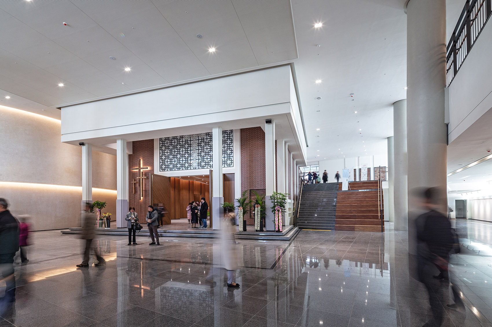 Saemoonan Church by Choi Dongkyu (Seoinn Design Group) + Lee Eunseok ...