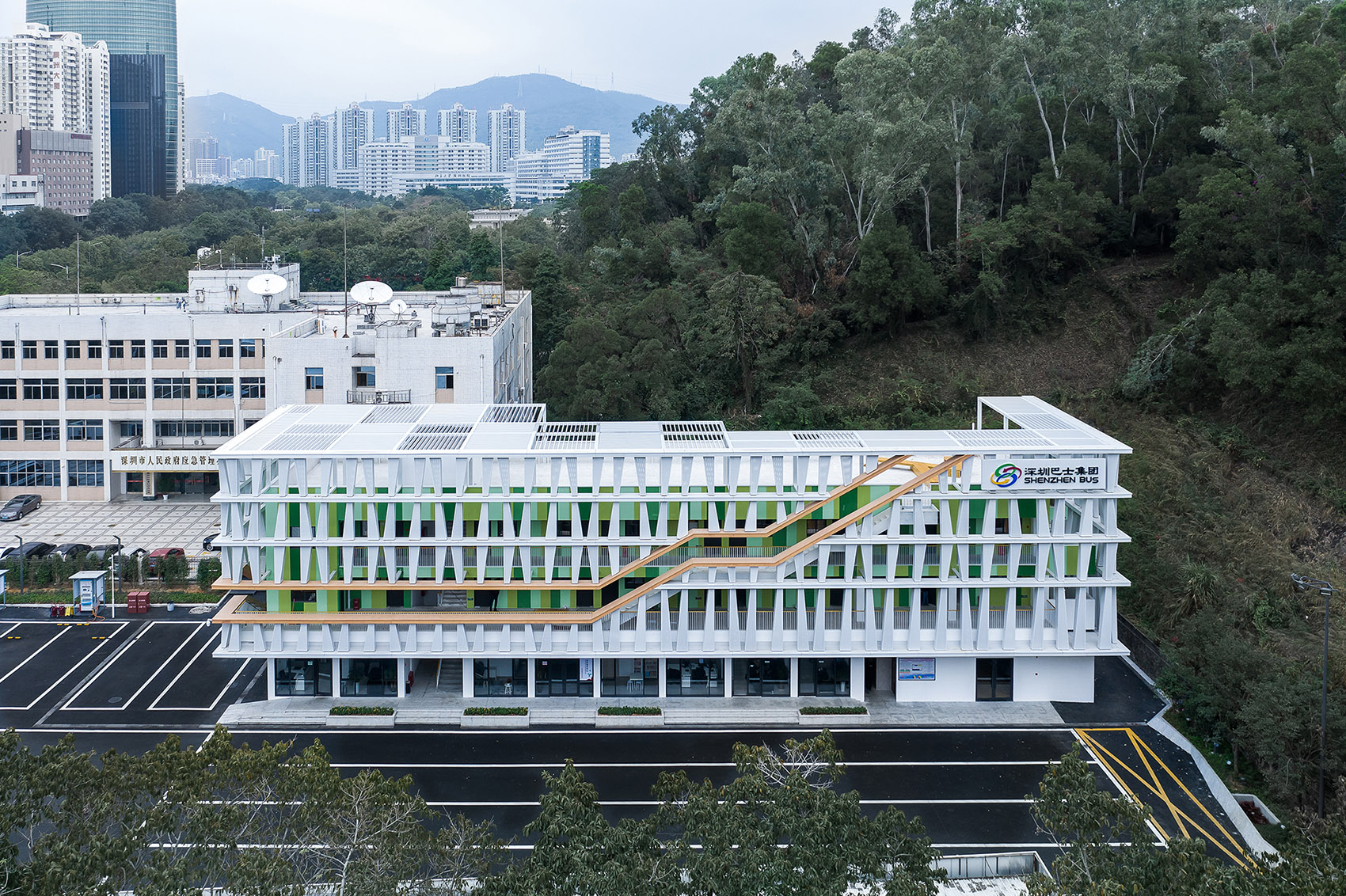 The Renovation of Lianhua Mountain Bus Terminal, China by Mozhao Studio ...
