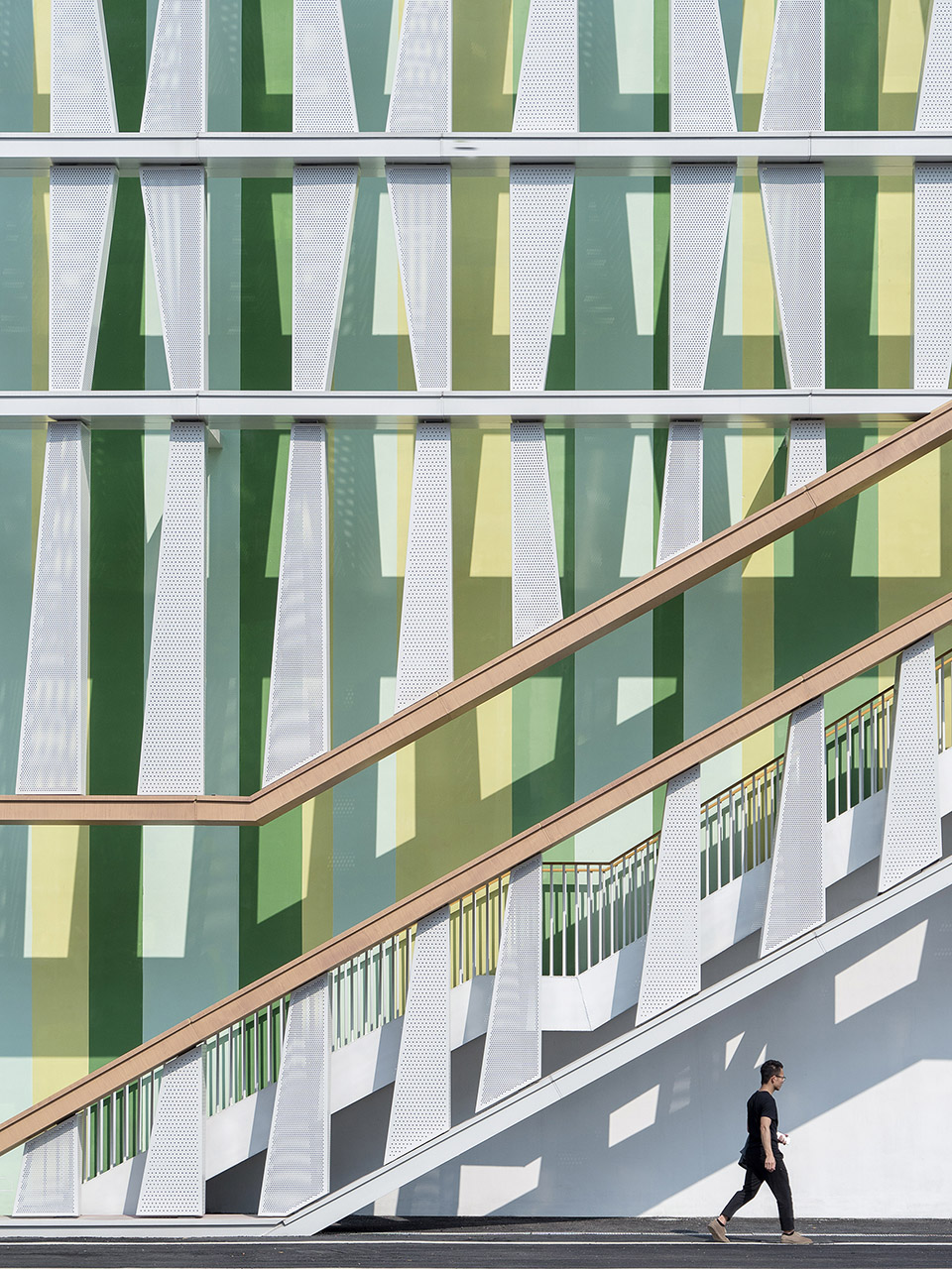 The Renovation of Lianhua Mountain Bus Terminal, China by Mozhao Studio ...