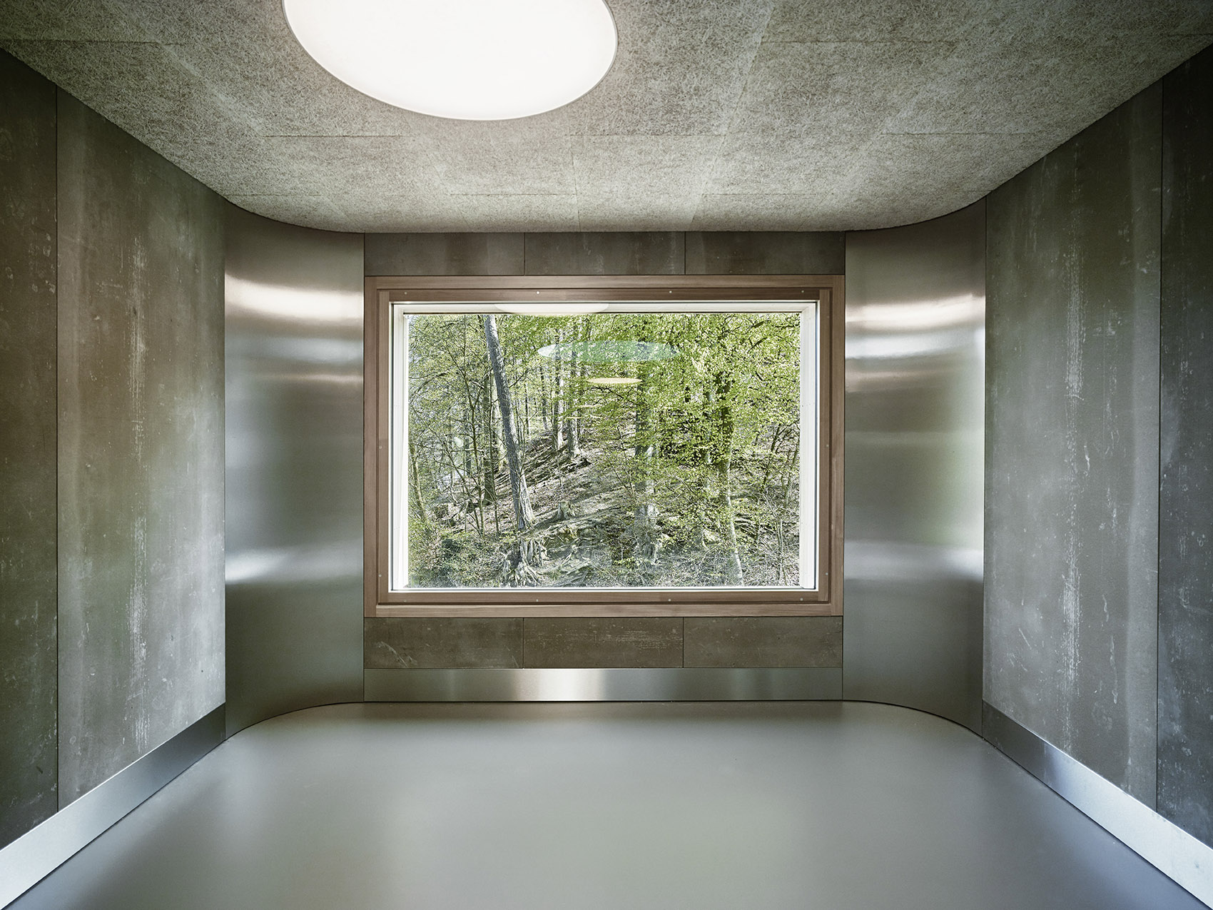 Rowing Center Lake Rotsee by AFGH Architekts - 谷德设计网
