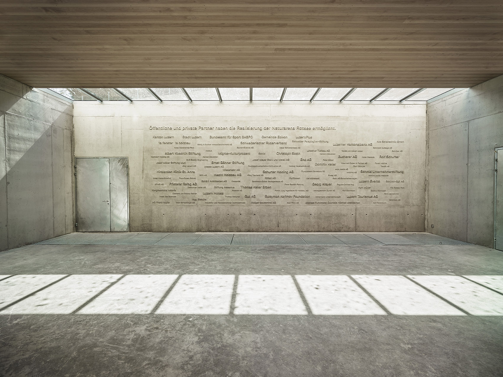 Rowing Center Lake Rotsee by AFGH Architekts - 谷德设计网