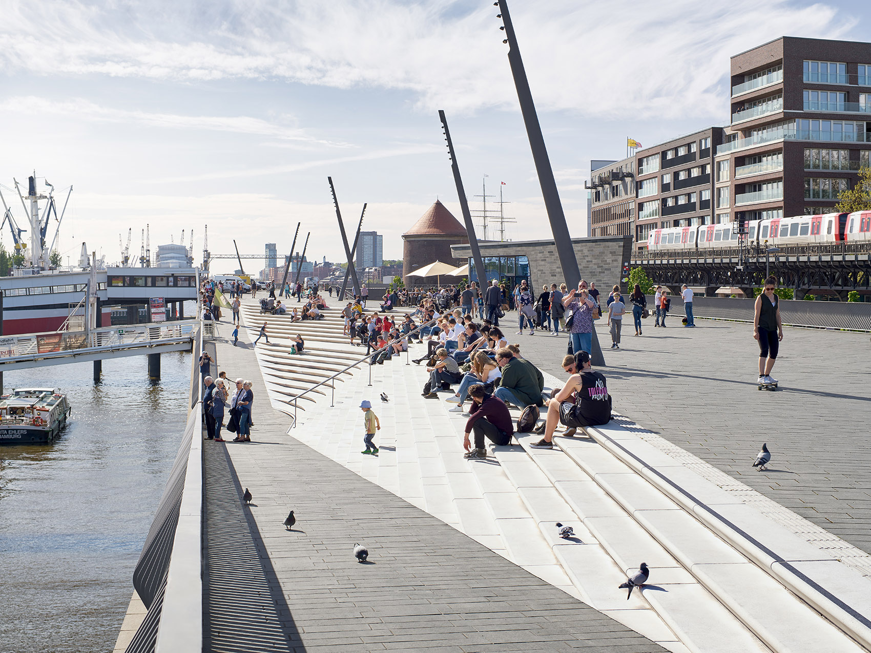 Hamburg River Promenade by Zaha Hadid Architects - 谷德设计网